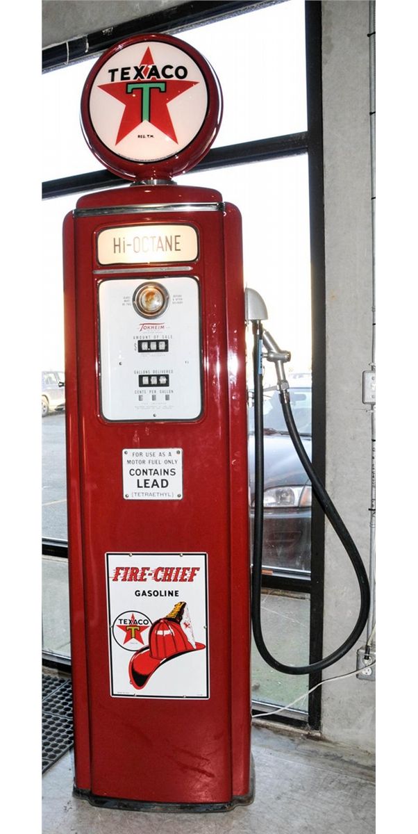 Early 1900s Tokheim Texaco gas pump