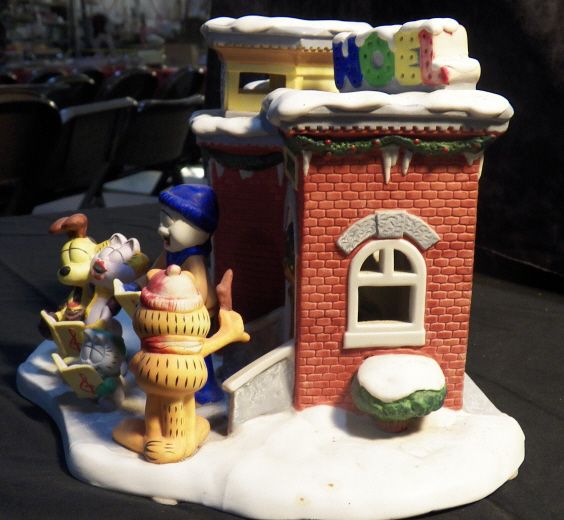 Garfield Christmas Village The Court House by Garfield Creator Jim Davis