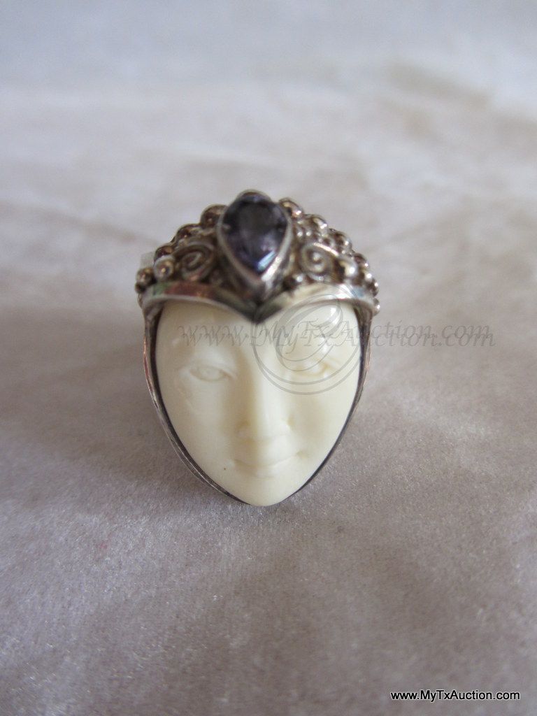 Sajen Sterling Moonfaced Goddess Ring