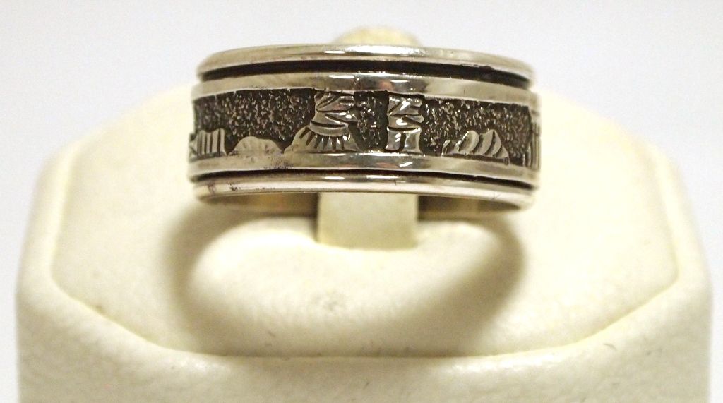 Navajo Spinner Sterling Silver Pueblo Scene Men's Ring - Elaine Becenti