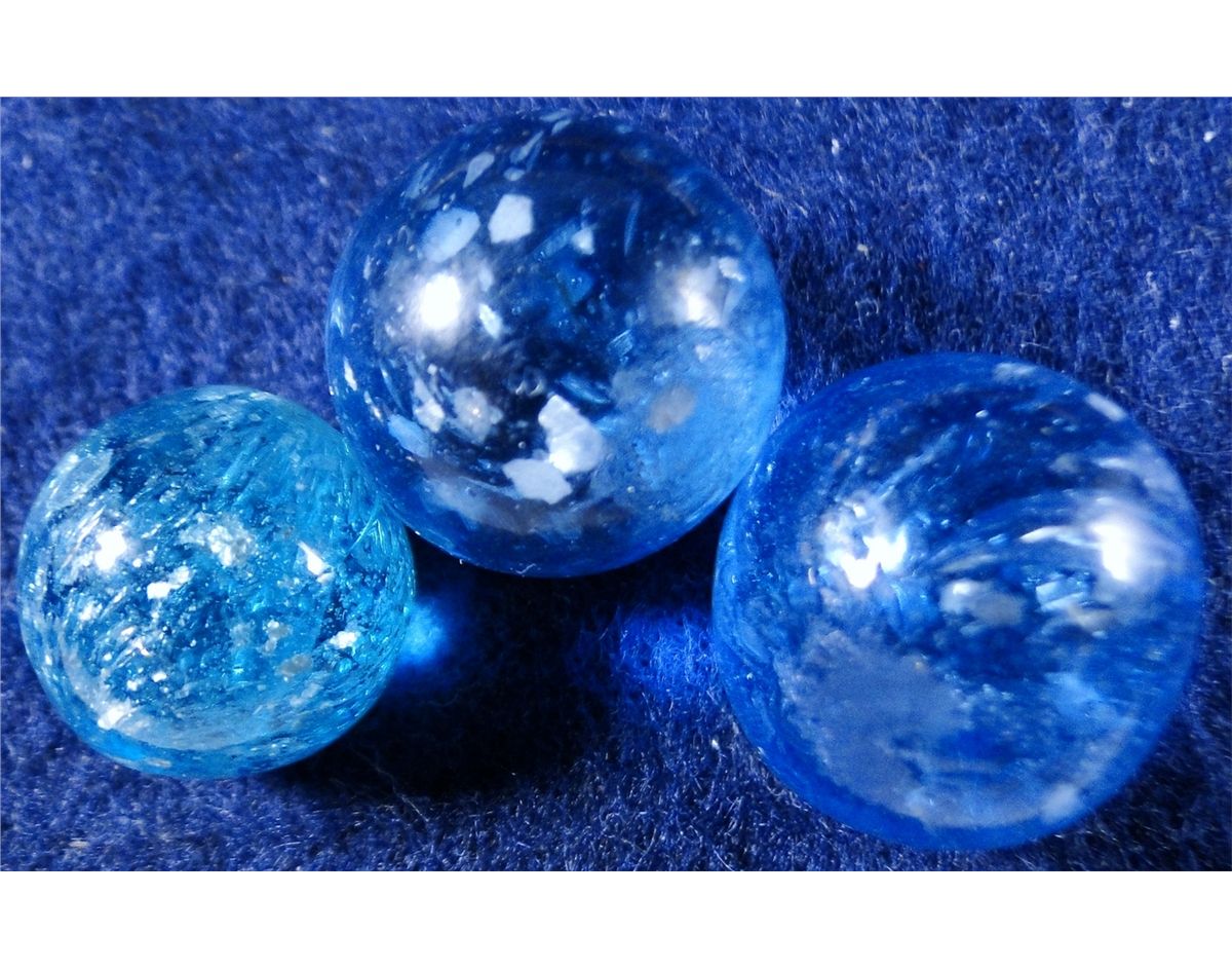 Marbles: Lot 26. Mica. 3 marbles. All Mint.
