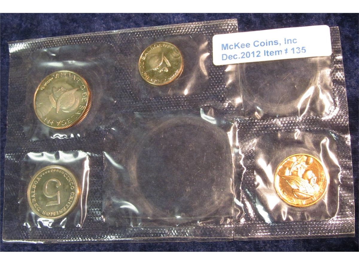 135. 1968 Panama Proof Cent, 1/10 Balboa, 5 Centesimos; & 1/4 Balboa ...