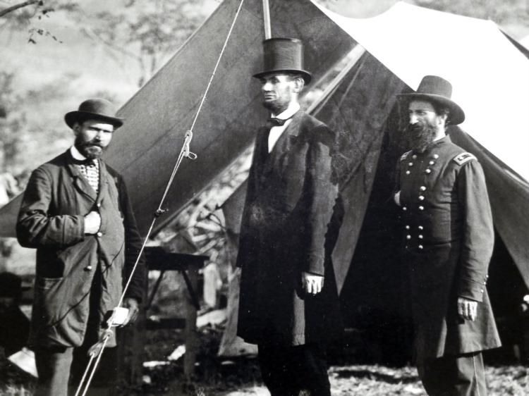 2 Photos Civil War Abraham Lincoln, Ulysses S. Grant
