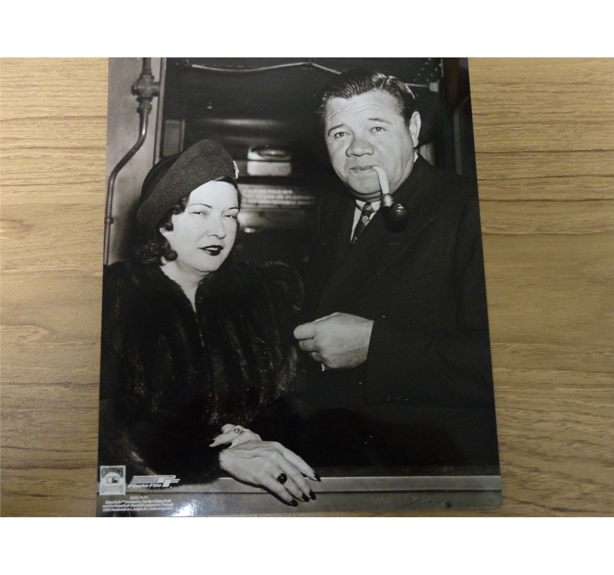 BABE RUTH/PHOTO WITH WIFE