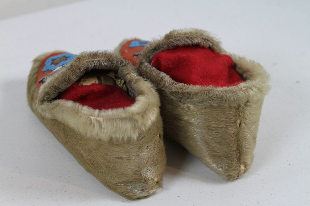 Inuit Eskimo Moccasins