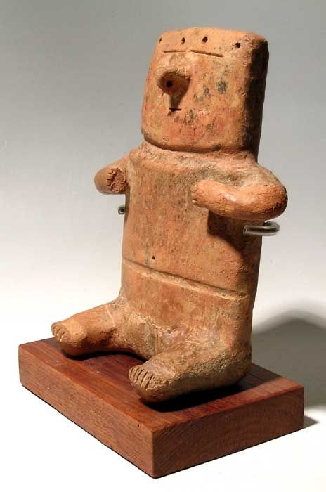 Pre Columbian Quimbaya Figure