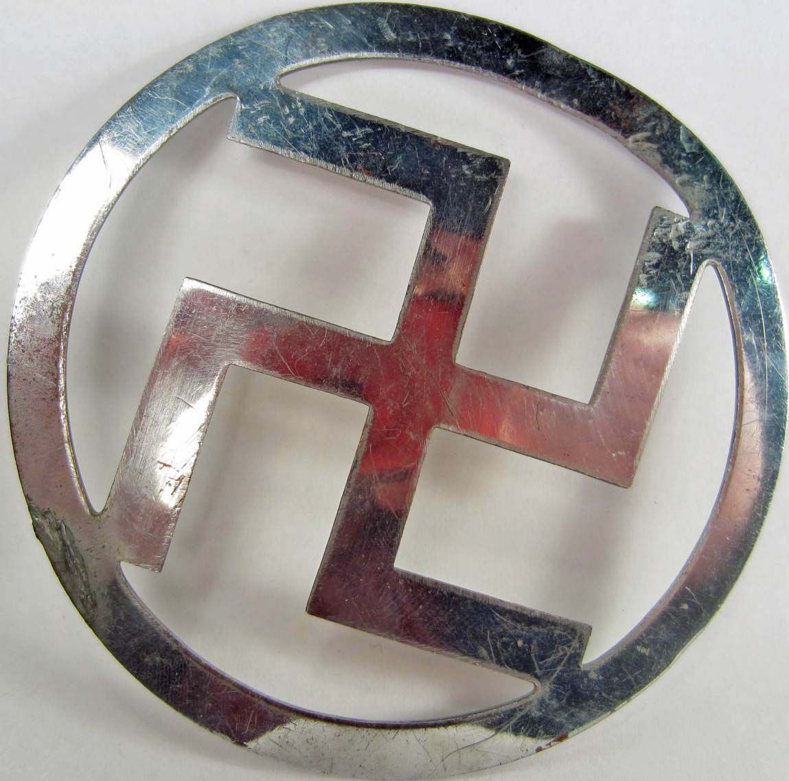 GERMAN NAZI METAL SWASTICA SIGN / EMBLEM