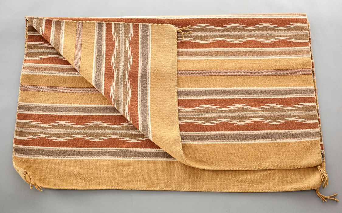 Wide Ruins Pattern Navajo Rug