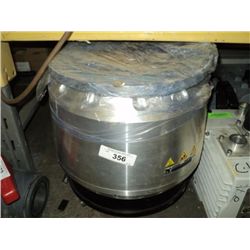 Leybold Mag-W-2800 Vacuum Chamber