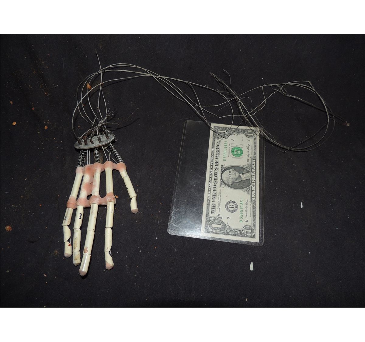 ANIMATRONIC RIGHT HAND PUPPET FULLY ARTICULATE W/ CABLES ATTACHED STEVE ...