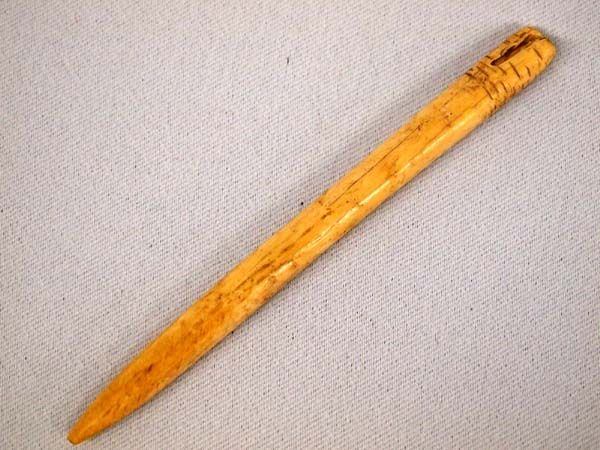 Rare Prehistoric Jornada Mogollon Etched Bone Awl