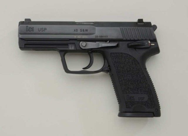 H&K USP 40 DA semi-auto pistol, .40 cal., 4” barrel, mat black finish ...