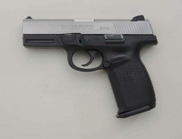 Smith & Wesson Model SW9VE DA semi-auto pistol, 9mm cal., 4” barrel ...