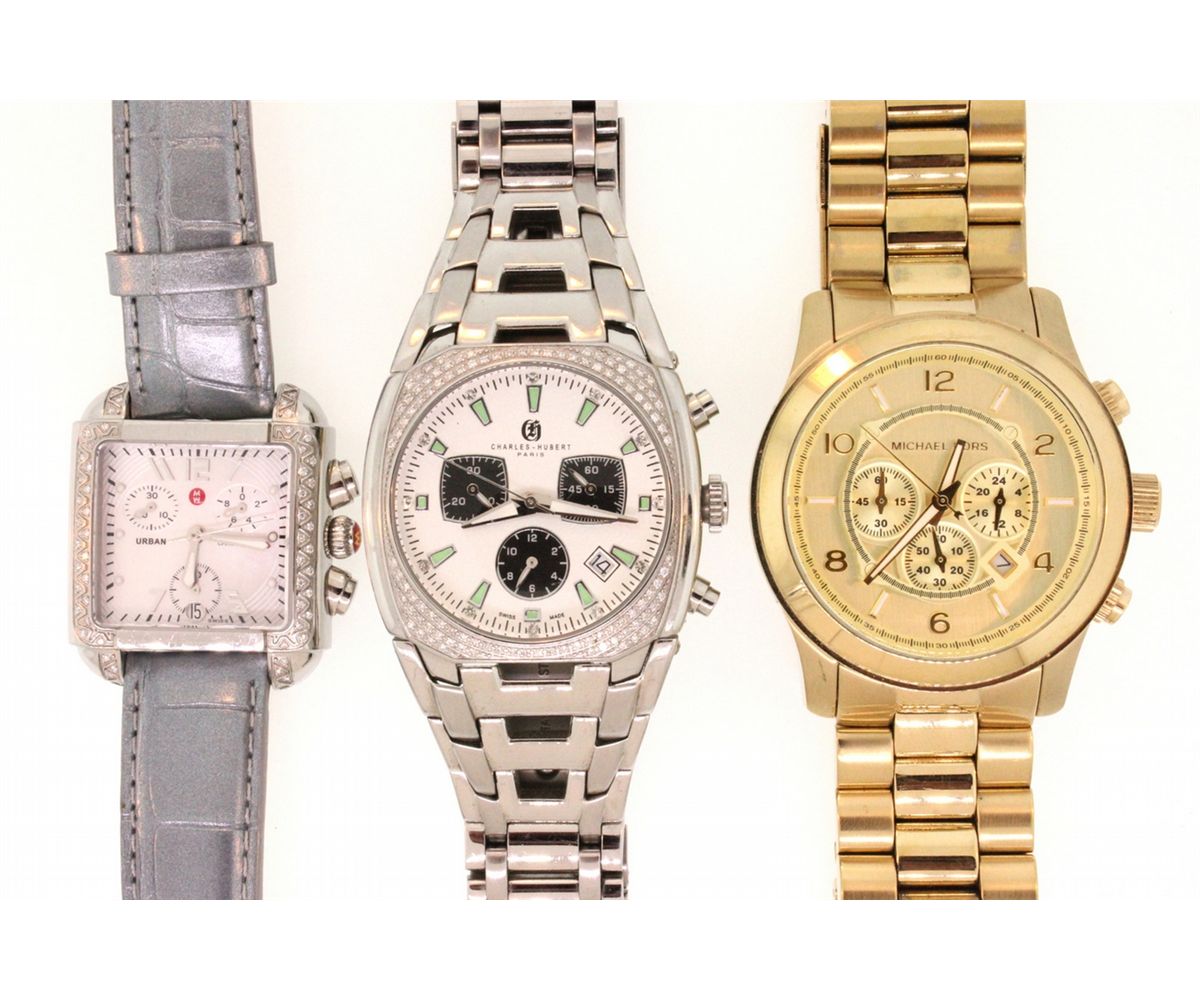 WATCH: (1) Gents Michael Kors Runway Chronograph wristwatch. Stainless ...