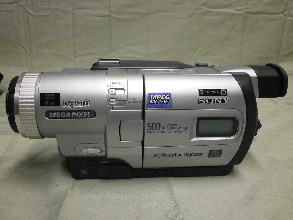 Sony Digital 8 500x Super Steady Shot Handycam