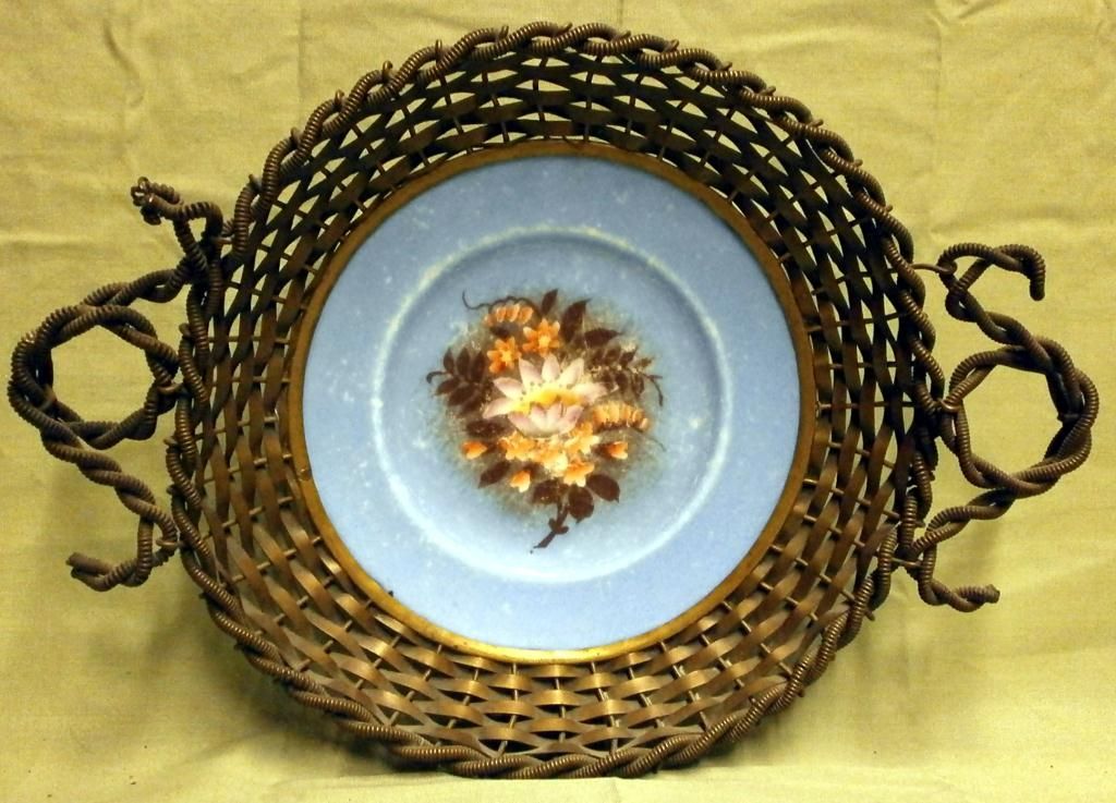 Brass Weave Around Small Blue Floral Plate