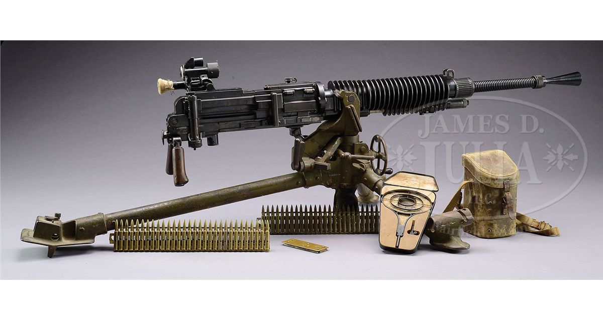 **FINE JAPANESE TYPE 92 HEAVY MG WITH TRIPOD (C&R).