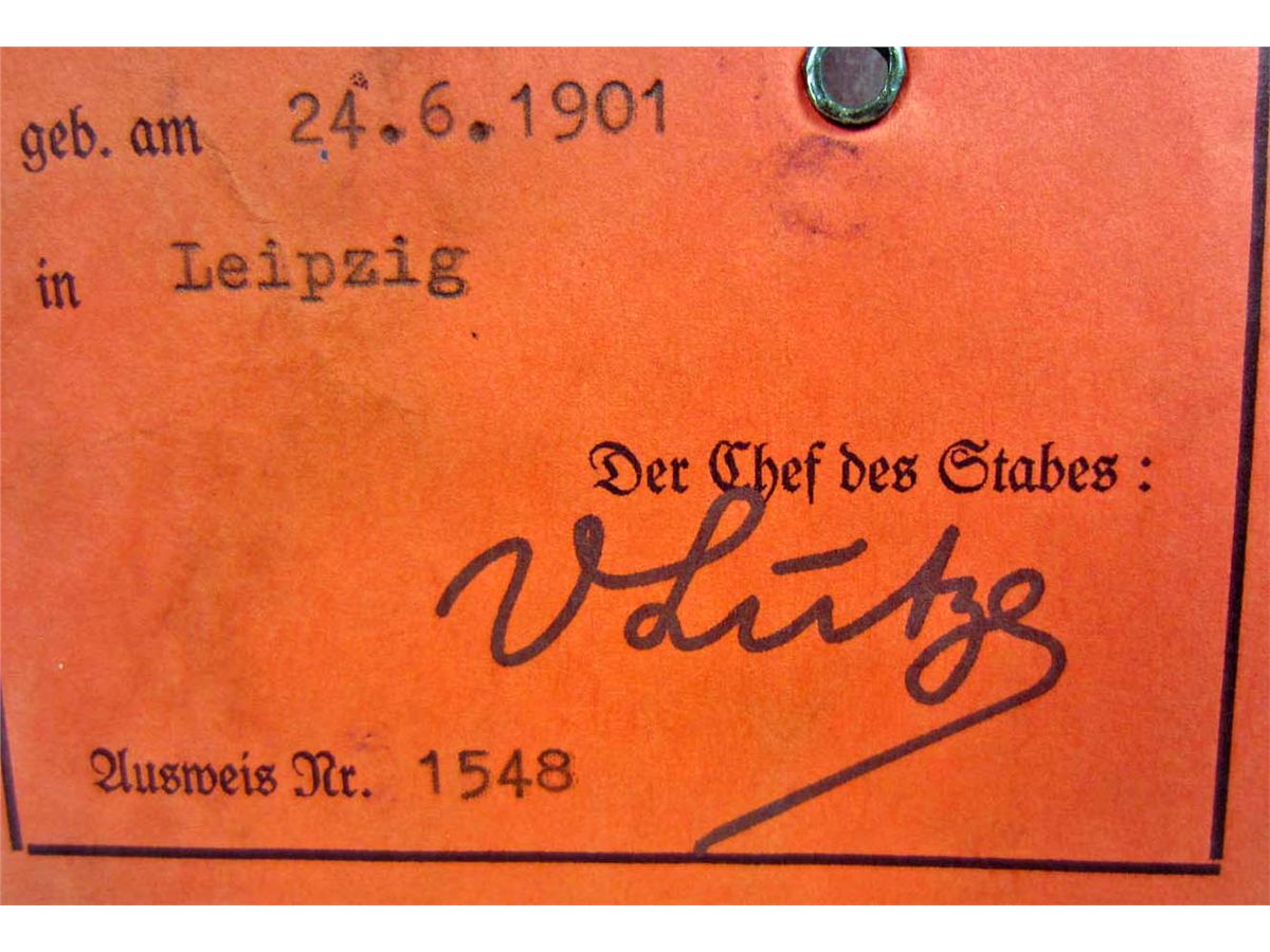 GERMAN NAZI IDENTIFICATION CARD W/ PHOTO - AUSWEIS