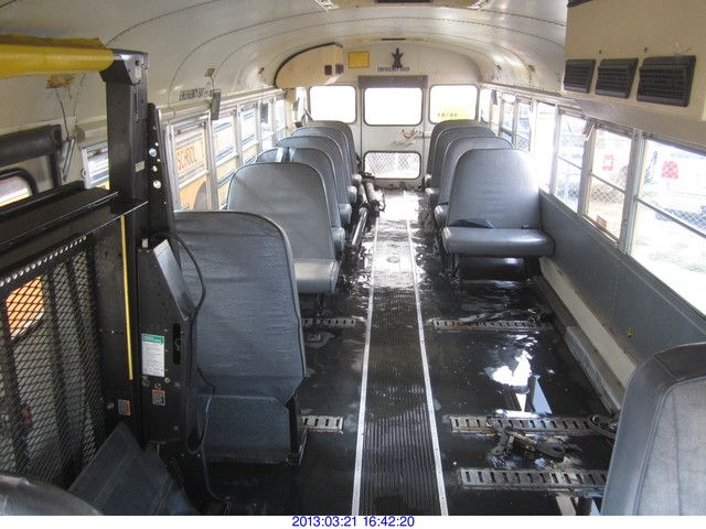 2000 - FREIGHTLINER FS65