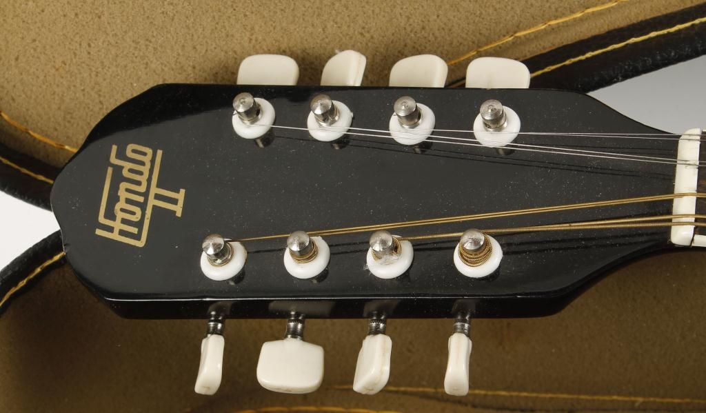 Hondo II Mandolin in Black Carry Case