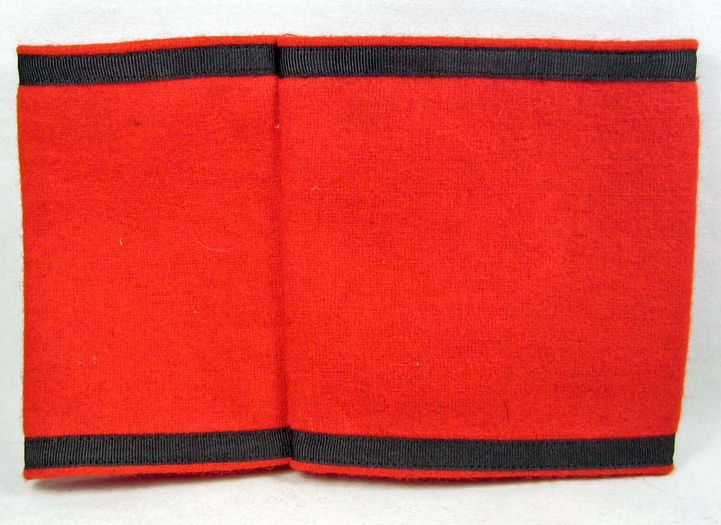 GERMAN NAZI WAFFEN SS SHULTZSTAFFEL SWASTIKA ARM BAND
