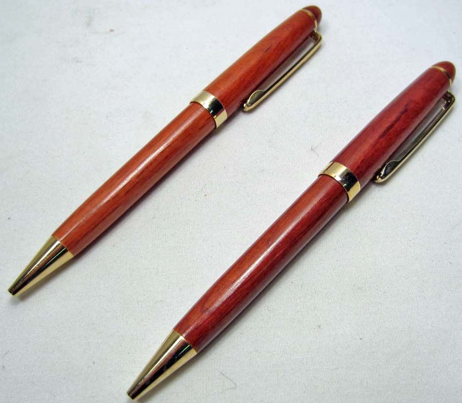 MICHAEL C. FINA FIFTH AVENUE PEN SET W/ CASE
