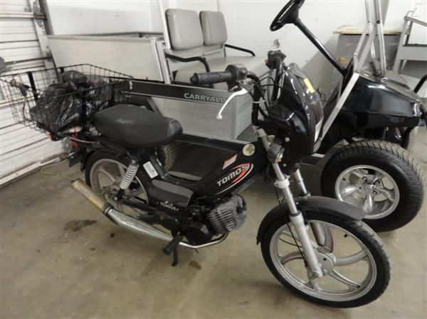 2009 Tomos 49cc Gas Scooter w/Luggage Basket