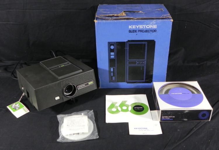 Keystone 660 Vintage Slide Projector & Tray in Box