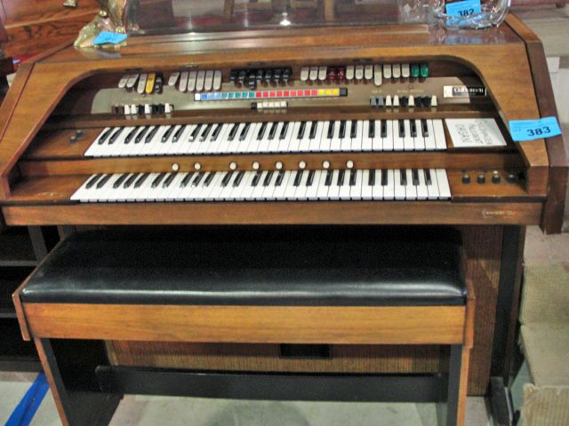 Gulbransen president organ and bench