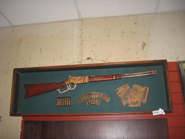 SHADOW BOX WITH WINCHESTER NODEL 1886 RIFLE
