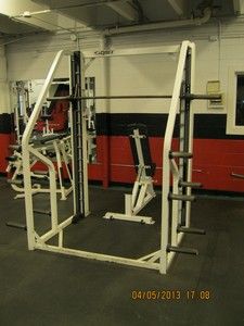 CYBEX SMITH PRESS FIXED BAR BENCH PRESS & SQUAT STATION