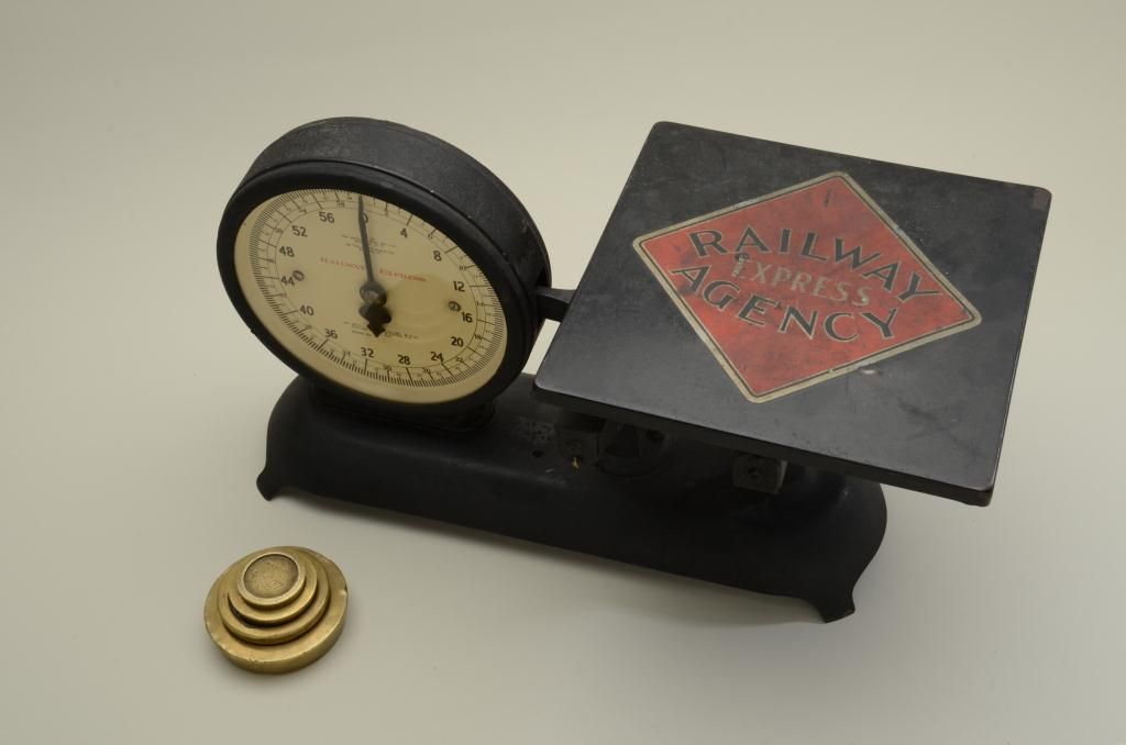 Original Railway Express Company marked scale manufactured by the ...