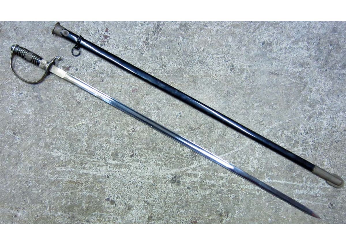 GERMAN NAZI WAFFEN SS SHULTZSTAFFEL OFFICERS SWORD W/ SCABBARD