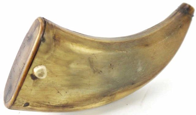 Early flat powder horn 5 1/2" X 1" X 3",