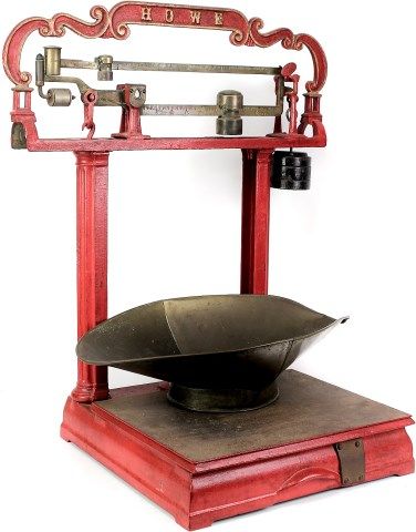 Antique cast iron platform scale by Howe
