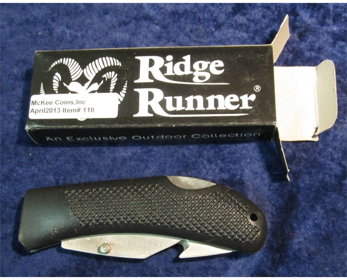 110. Ridge Runner #19 RR319 Folding Pocket Knife with gut hook.