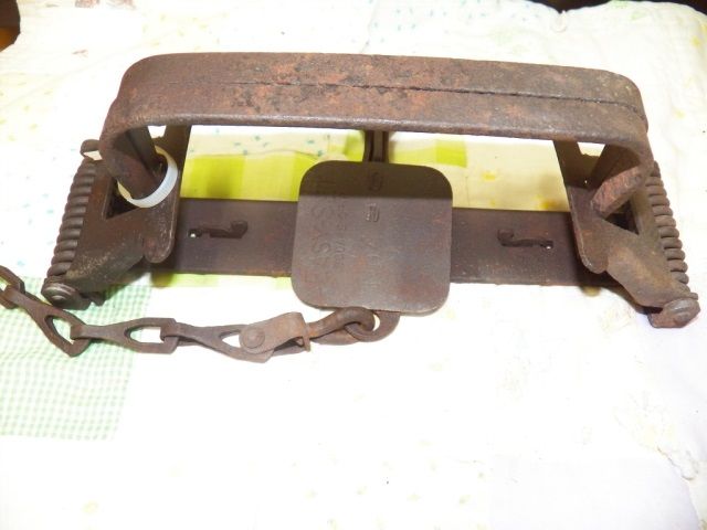 Vintage 1940's Fox Trap