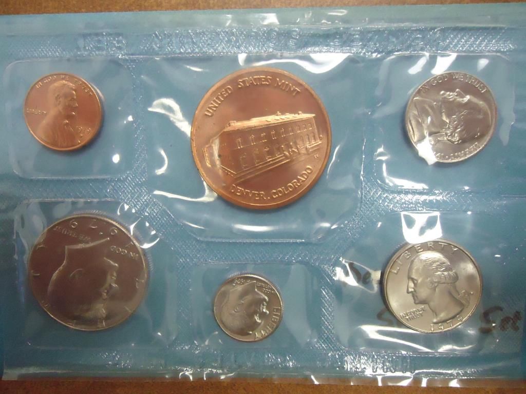 1979 DENVER MINT SOUVENIR SET