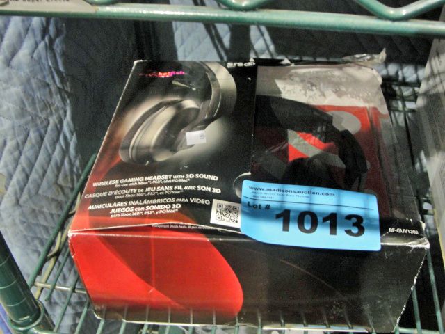 Rocketfish wireless gaming headset