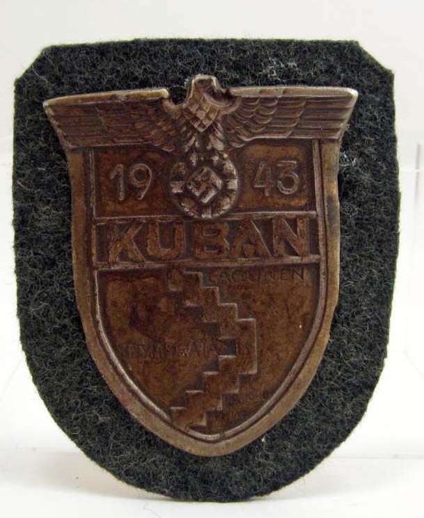 GERMAN NAZI KUBAN SLEEVE SHIELD W/ GREEN WOOL BACKING