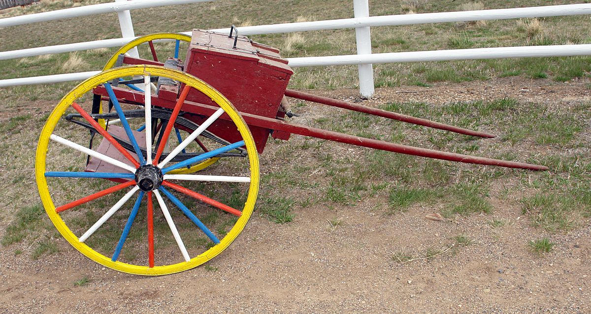 U.S. 2 wheel Caisson wagon
