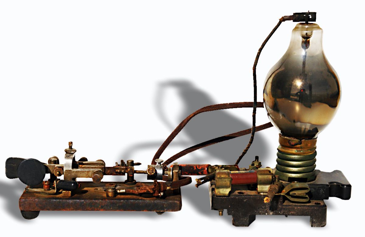 1870's-90's original telegraph keyboard, with original bulb