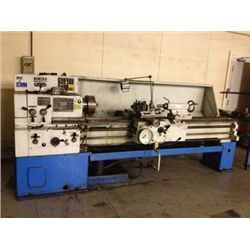 TOS TRENS MACHINE LATHE SN40C