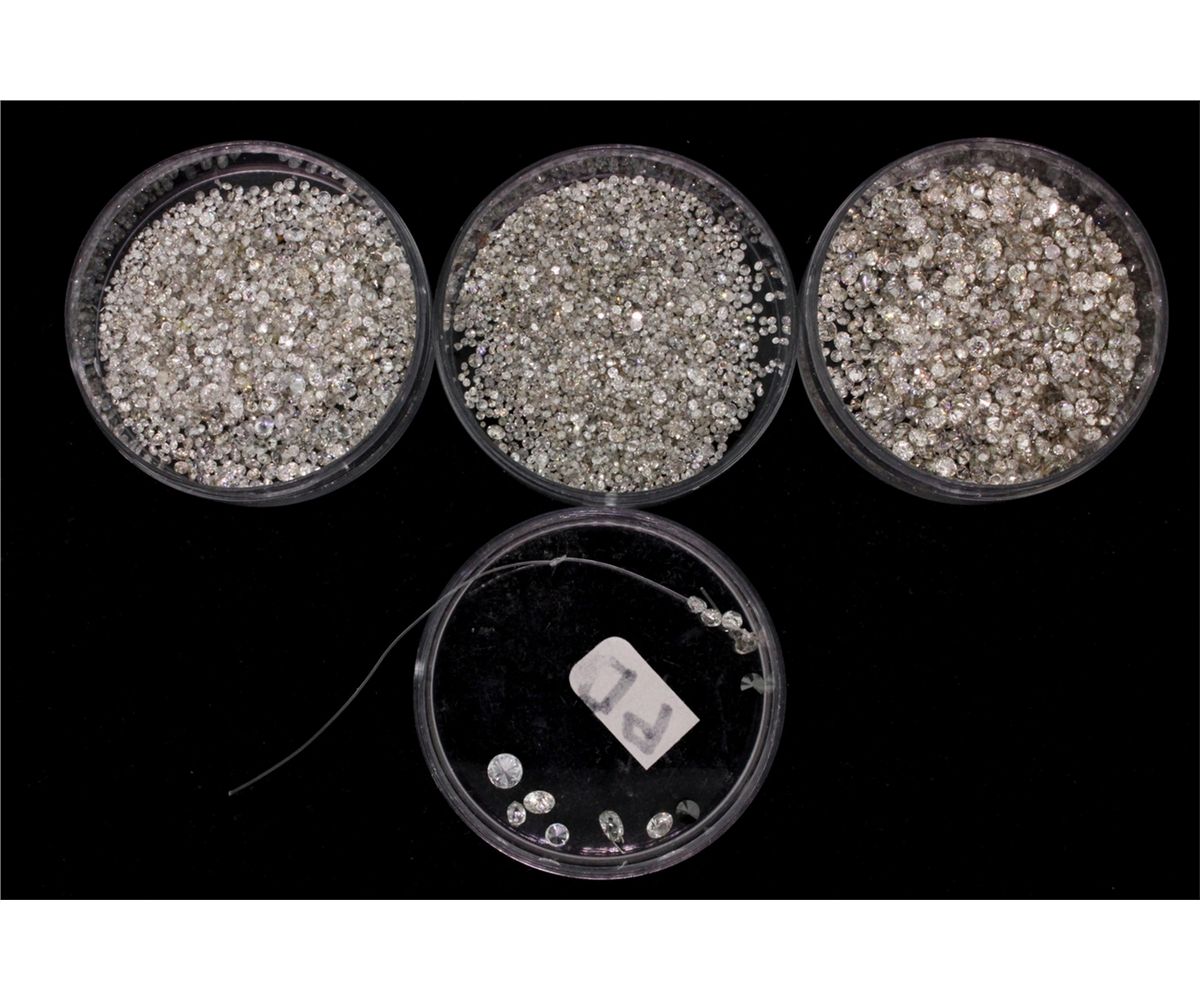 LOOSE DIAMONDS: Approx. 35.10cttw loose round brilliant cut diamond ...