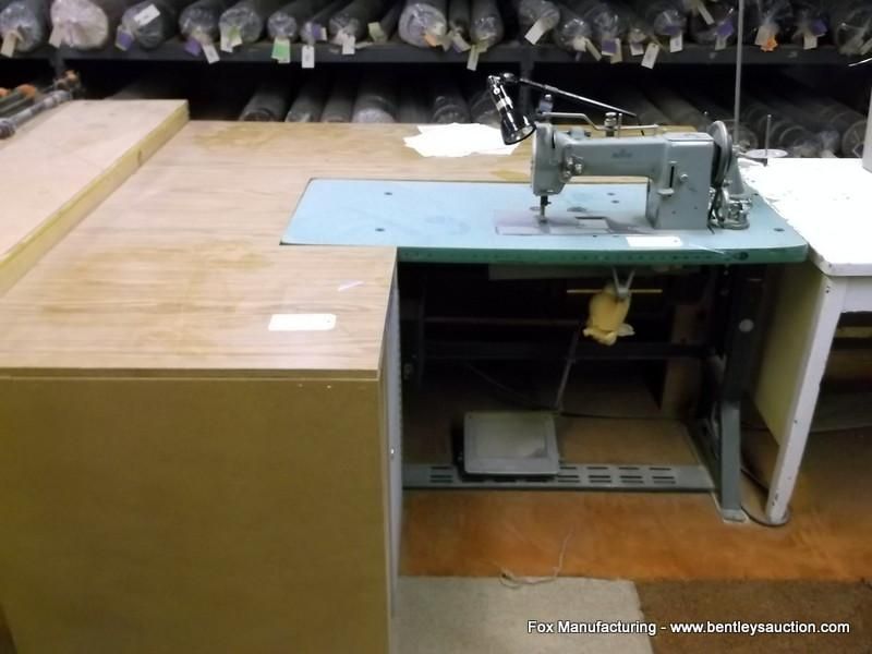 ADLER 67-372/HO SEWING MACHINE WITH TABLE