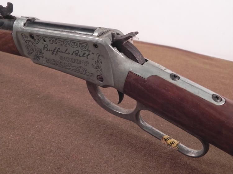 DAISY 1969 "BUFFALO BILL SCOUT" LEVER ACTION BB GUN