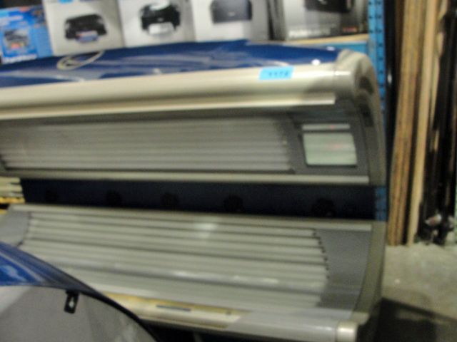 Sunstar ZX 32 series speed system tanning bed