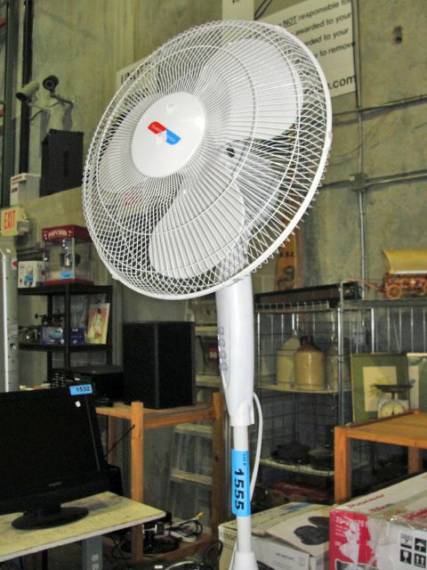Climate keeper oscillating pedastol floor fan
