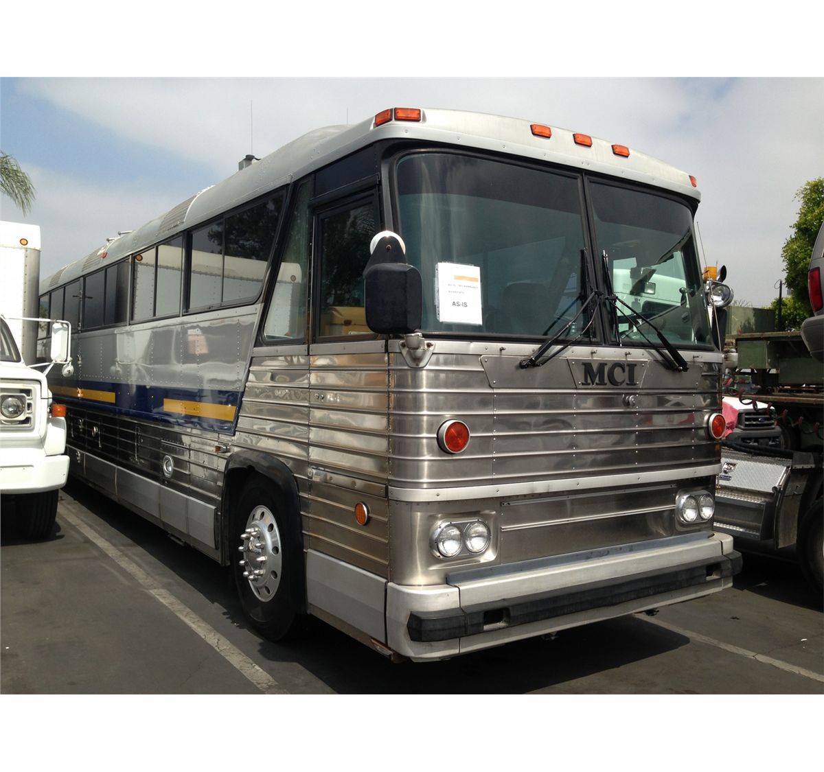 1978 MCI MC-8 CRUSADER 41FT TAG AXLE COACH BUS 8 CYL.
