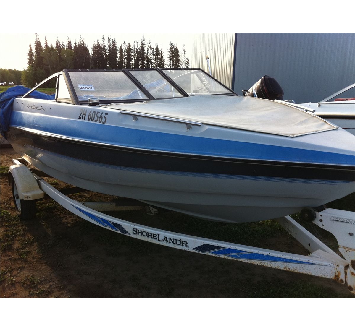 SHORELANDER 17.5FT BOAT,VISION VIP 4.3 LITRE INBOARD,OPEN BOW HULL ...